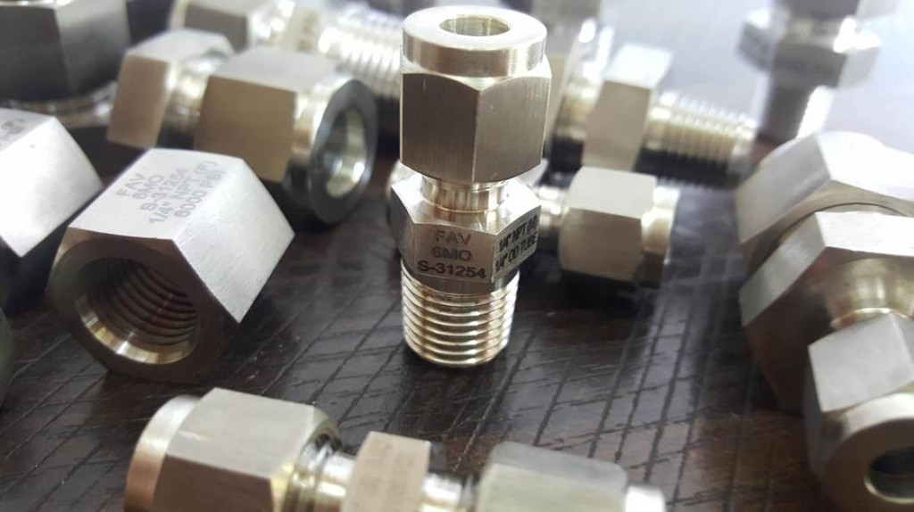6MO Tube Fittings & 6 Mo Pipe Fittings - FAV